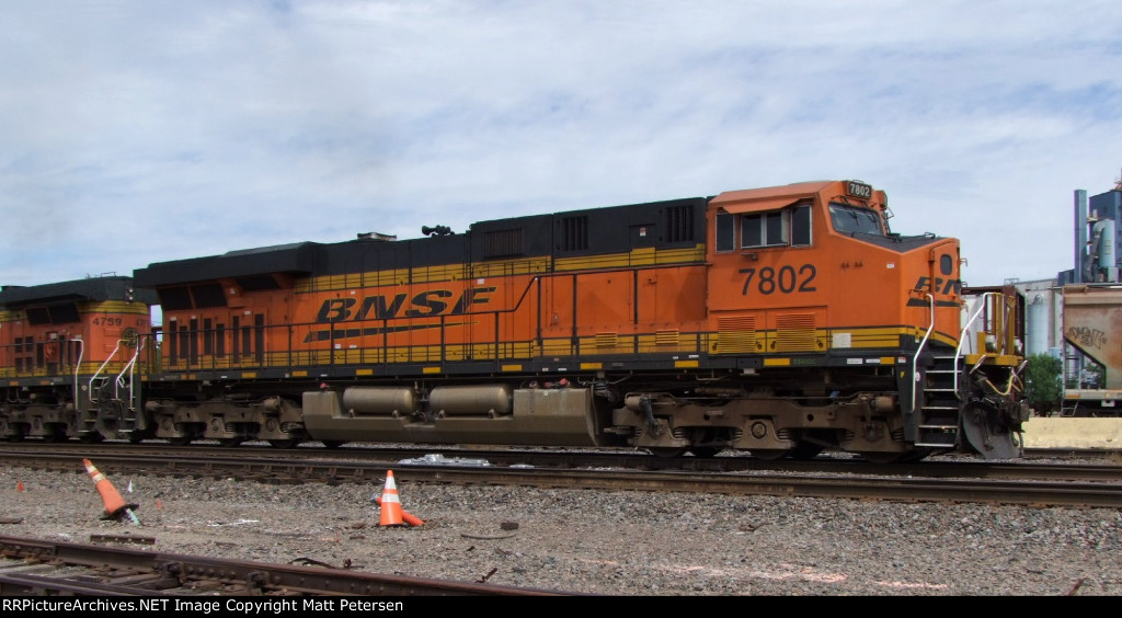 BNSF 7802